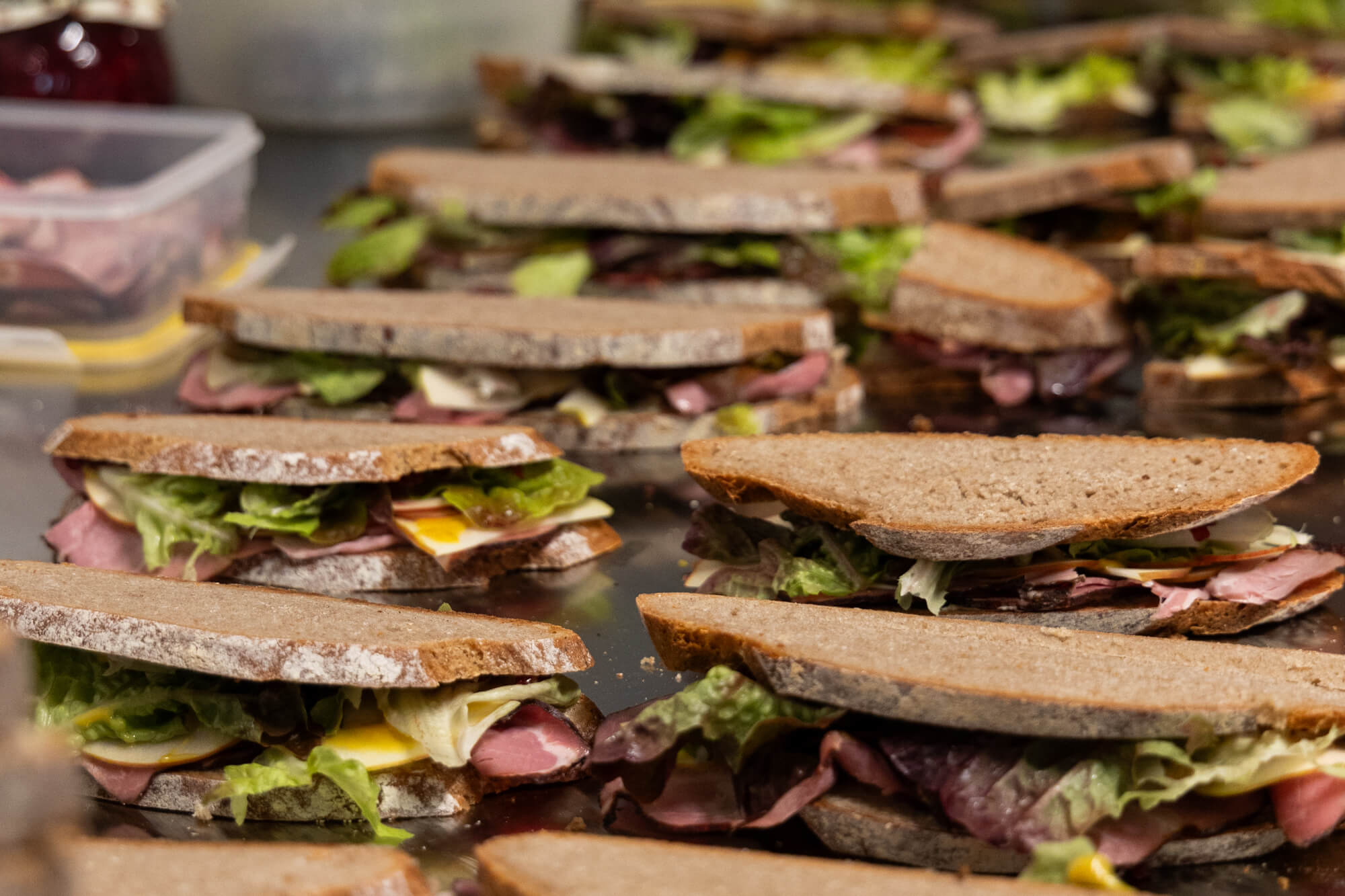 Häppchen und belegte Brote für Buffets - Wunschleder